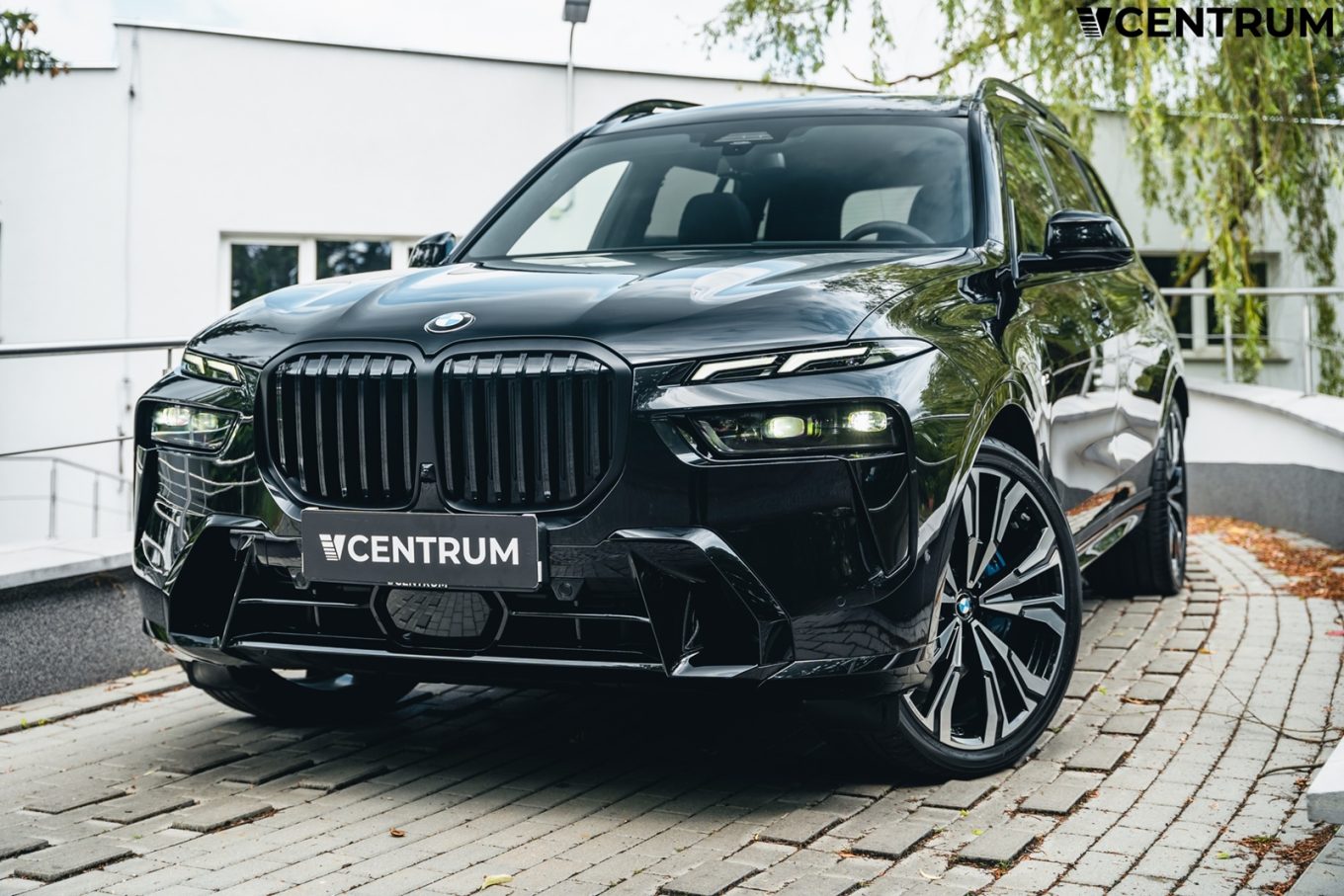 Salon i serwis samochodów premium w Warszawie | VCentrum