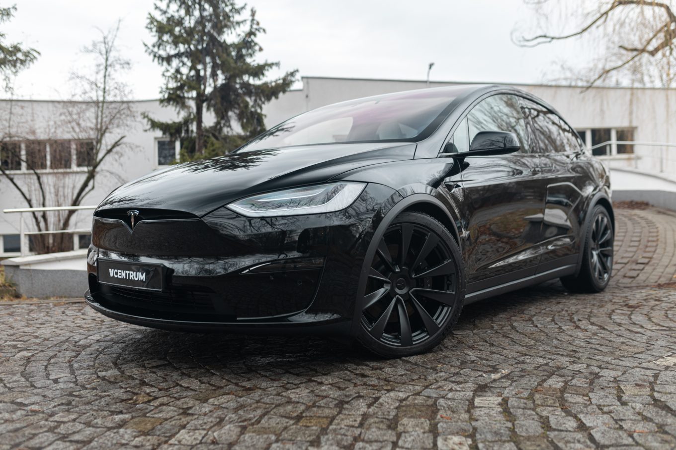 Salon i serwis samochodów premium w Warszawie | VCentrum